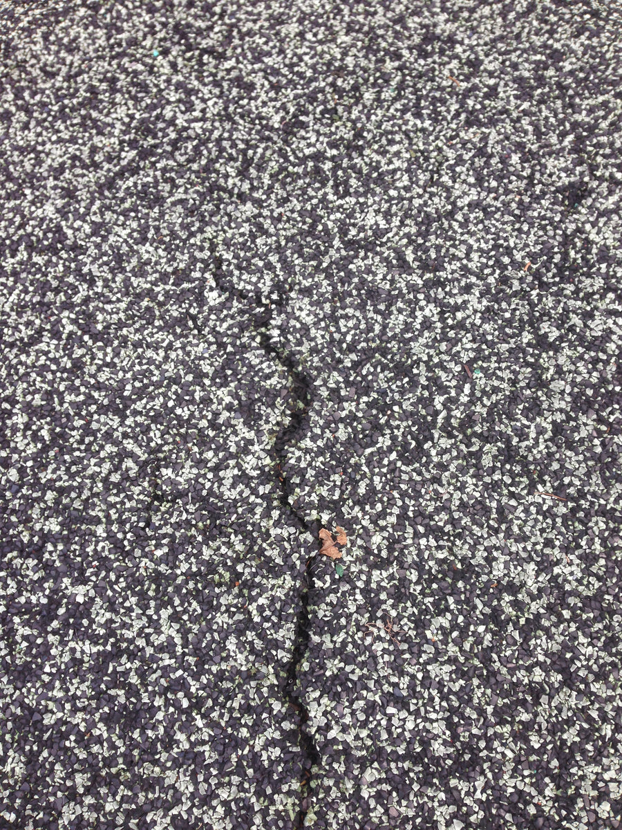 Repairing cracks in your playground rubber surface – Trassig - The ...